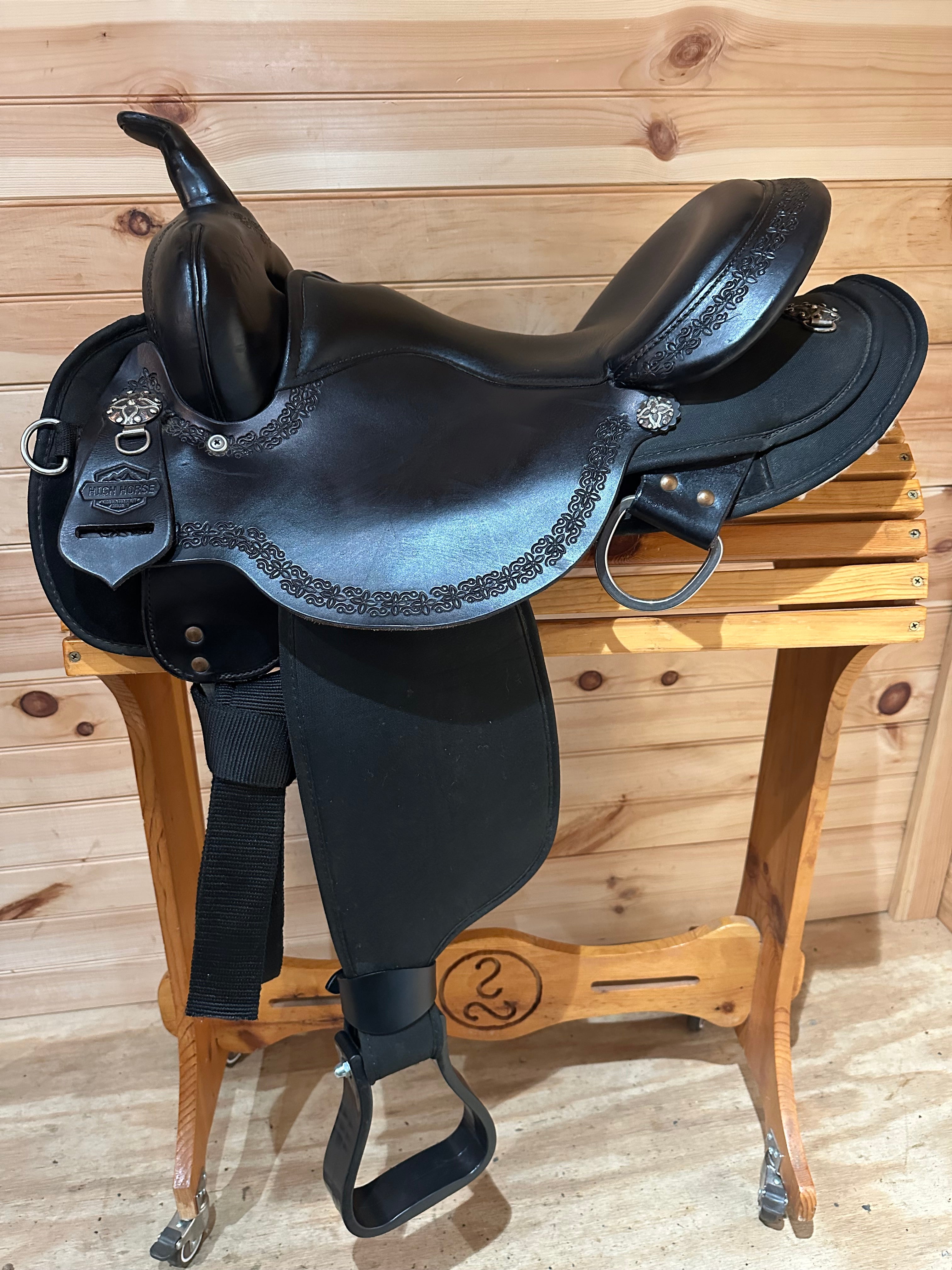 15” Circle Y High Horse Daisetta Trail Saddle Model 6914 (2021 Year ...
