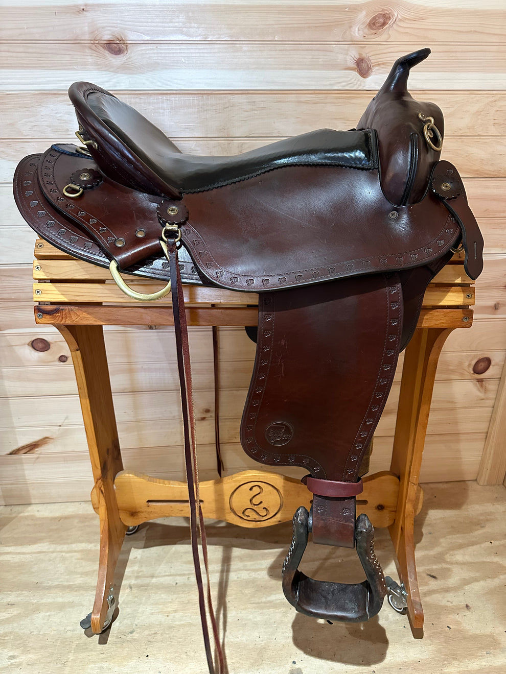 17” Imus 4-Beat Gaited Western Trail Saddle – The Saddle Consignor