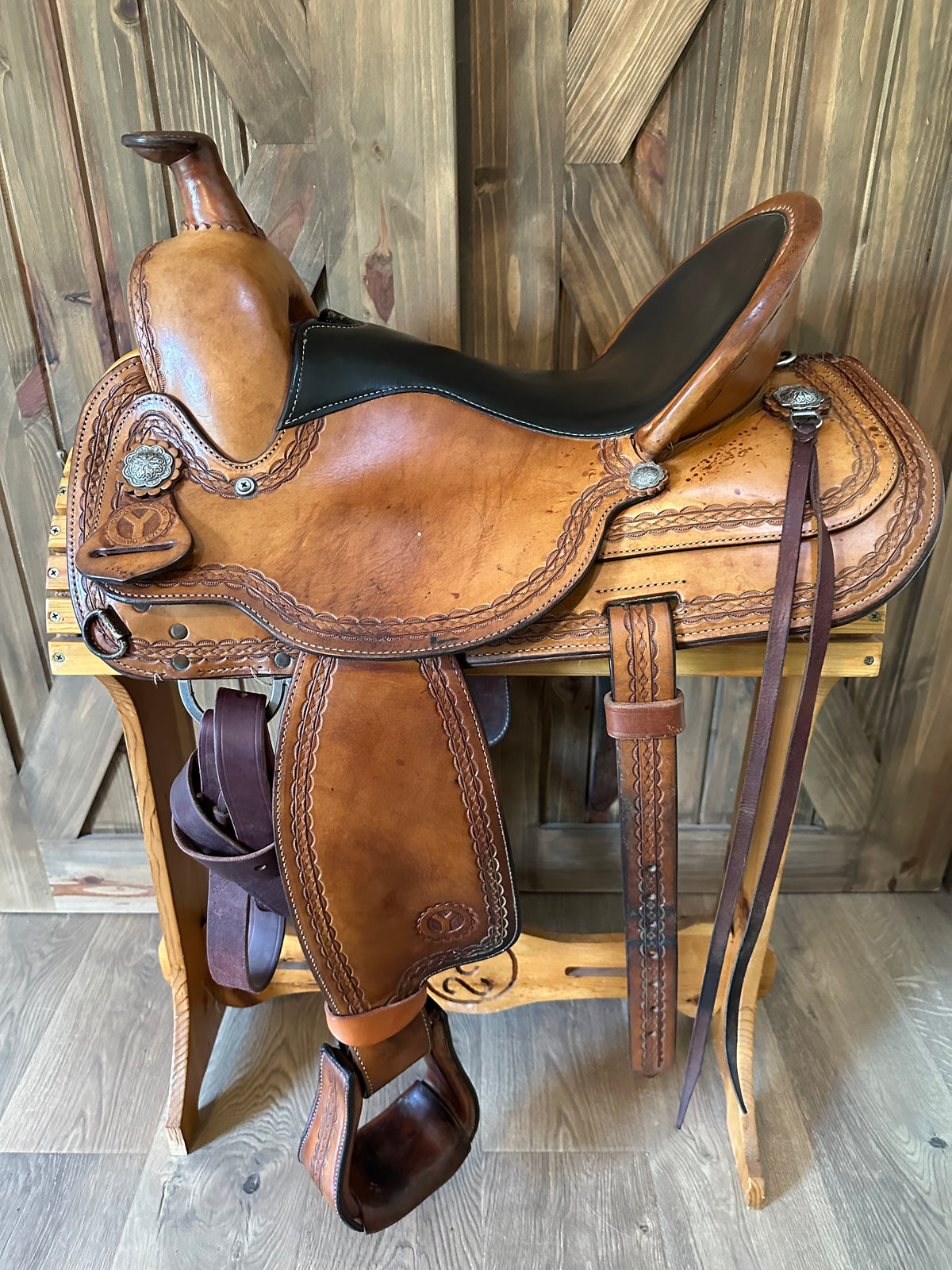 16” Circle Y Durango Flex-Lite Mule Western Trail Saddle Model # 1155 ...